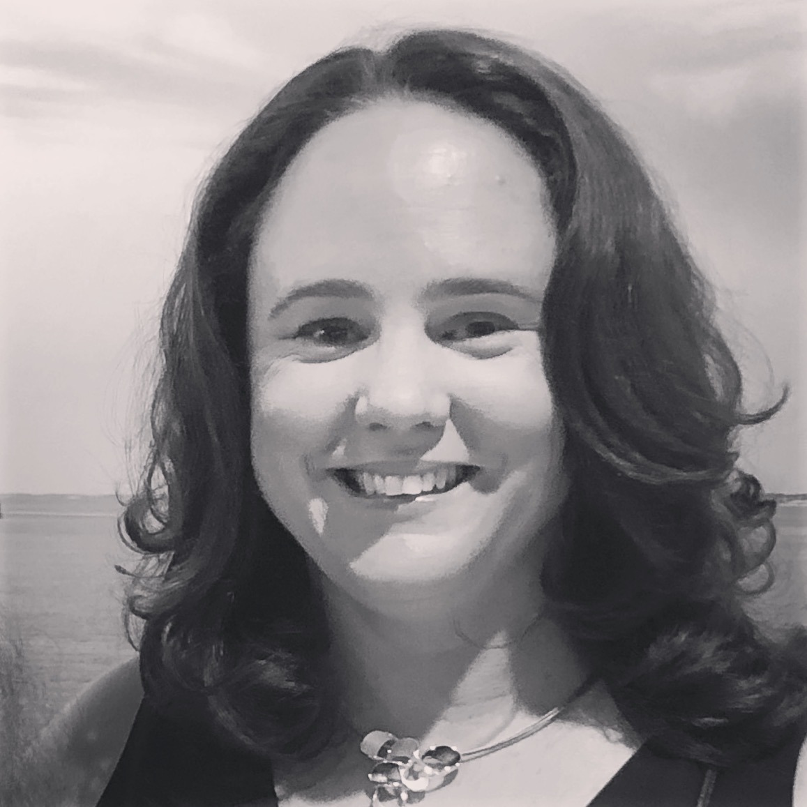 Bio – Debbie Brace